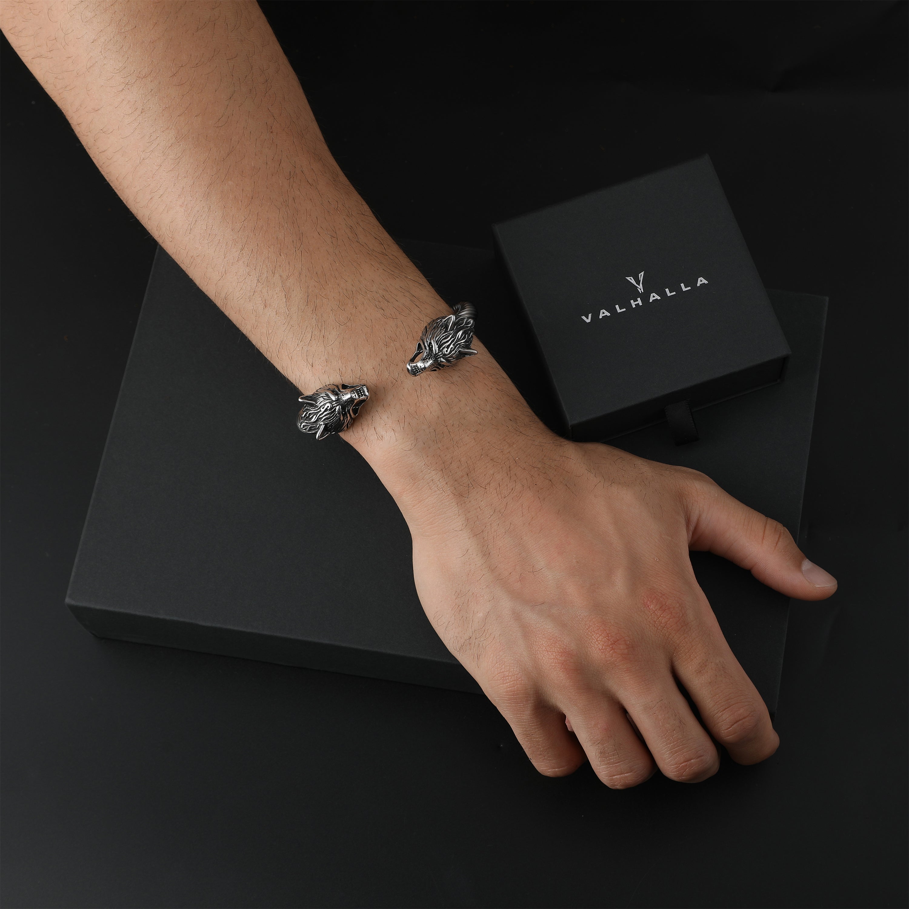 Handcrafted Stainless Steel Large Wolf Head Torc Bracelet – Valhalla Fallen